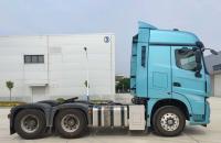China Zf Gearbox Amt 560hp Used Fuel Oil Trucks Beiben Horse Head 6*4 Drive Mode 3 Axles for sale
