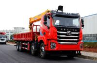 China 8*4 Drive Model Pre Owned Truck Crane Hongyan Mounted 350hp Heavy Duty Euro 6 for sale