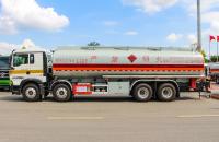 China 8*4 HOWO Used Oil Tanker Truck 350 Hp Single And Half Cab 30m³ for sale