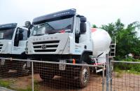China Hongyan 6*4 Small Concrete Mixer Truck 5 Cubic 10 Tires Left Hand Drive Euro 4 for sale