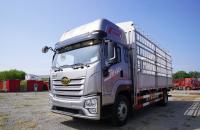 China Used Light Cargo Truck Fast Gearbox AMT 4*2 Drive Mode Fence Box High Roof Cab for sale
