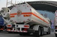 China 8x4 Oil Tanker Truck Shacman 12 Wheels Euro 4 Emission 30m3 Capacity Weichai 290hp for sale