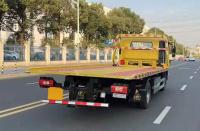 China New Wrecker Truck Foton 4*2 Towing Truck 3800mm Wheelbase 3 Tons Loading Capacity for sale