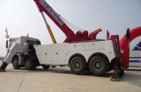 China Tow Truck Chinese Brand Sinotruck Howo 8*4 One - To - One Tow Truck 6-12 Tons Euro 3 Emission for sale