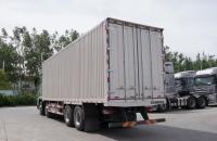 China 12 Wheeler Cargo Truck 8×4 Diesel Engine 560hp FAW Lorry Truck Van Box 20 Tons Capacity for sale