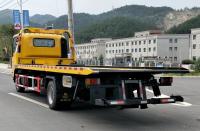 China Small Wrecker Tow Trucks Flat Bed 4500mm Wheelbase 190hp Diesel Engine Six Speed Manual for sale