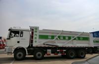 China 8x4 Tipper Truck Fracturing Sand Tank Truck Shacman 290hp New M3000 Euro 4 Heavy Duty for sale