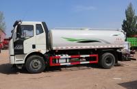 China Truck Sprinkler 4500mm Wheelbase FAW J6L Water Tanker 11000 Liters Manual Transmission for sale