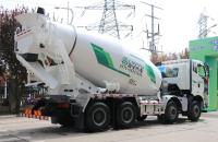 China Concrete Mixer Truck 12 Wheels 8*4 FAW Mixer 375hp One Sleeper Cabin 8 Cubic Tanker for sale