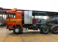 China Tractor Truck Head Shacman Gas Transport Horse 6*4 With 3 Axles Weichai 350hp LNG Manual for sale