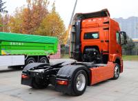 China Tractor Trailer Truck Brand New 4*2 Shacman H6000 Single Axle Weichai 430hp One And Half Row for sale