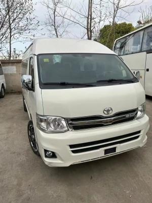 China Hiace 13-Seat 4-Door Front-Wheel Drive Gasoline Engine Comfort And Accident-Free Second-Hand Minibus for sale