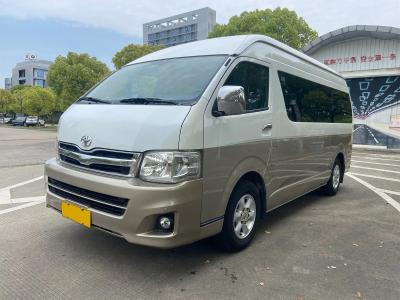 China Toyota Hiace 13-Seater Left-Hand Drive Electric Mid-Door Euro 4 Standard Champagne Gold Minibus for sale