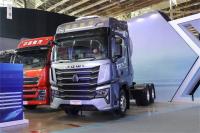 China HOWO TS7 Heavy Truck 700HP 6X4 Hydraulic Buffer LNG Automatic Transmission High Roof Tractor for sale