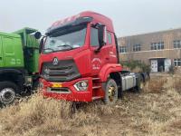 China Sino Truck Leaf Spring Weichai 440hp Strong Engine Hohan Tractor Head 6*4 High Roof With A/C for sale