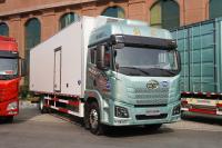 China Qingdao Jiefang CA5181 JH6 Half-Row Seats Diesel 10-Speed 350 Hp 4X2 9.7m AMT Automatic Refrigerated Truck for sale