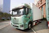 China Qingdao Jiefang CA5181 JH6 Half-Row Seats Diesel 10-Speed 350 Hp 4X2 9.7m AMT Automatic Refrigerated Truck for sale