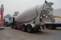 China Sinotruk SITRAK C7H Heavy Duty Truck Diesel 16-Speed 400HP 8X4 6.5m3 Concrete Mixer Truck for sale