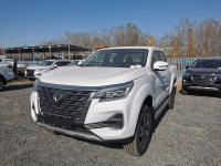 China Small 4x4 Pickup China Dongfeng Rich 7 Automatic Transmission 8-Speed 5 Seats Bad Road Drive for sale
