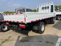 China 5ton Cargo Truck Dongfeng Captain Small Truck Flatbed Right Hand Drive Yuchai Engine 3308 Wheelbase for sale
