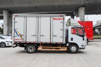 China Second Hand Van Cargo Trucks Isuzu EC5 4×2 DRIVE MODE 127hp Cheap Cargo Trucks For Export for sale