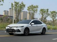 China Second-Hand Toyota Camry 2.5L Clean Interior No Accident White Color 2023 Year 99% New Affordable for sale