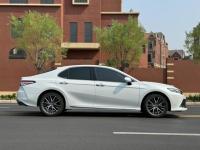 China Second-Hand Toyota Camry 2.5L Clean Interior No Accident White Color 2023 Year 99% New Affordable for sale