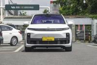China New Li Auto SUV 2025 Year 4WD Extended Range Car Durable Powerful Ideal Car With Customized Color for sale