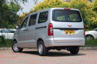 China Affordable New Wuling Hongguang V minivan 2022 1.2L 76 hp L4 Gasoline 2WD  Euro 6 For Export for Family use for sale