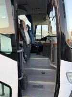 China ZK6119 Yutong Used Passenger Bus 2022 51-Seater One Door Left-Hand Drive Luxury Bus for sale