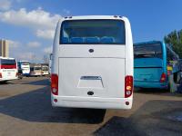 China ZK6102D Yutong Used Passenger Bus 2020 57-Seater 2+3 Layout One Door Right-Hand Drive Luxury Bus for sale