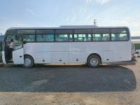 China ZK6102D Yutong Used Passenger Bus 2020 57-Seater 2+3 Layout One Door Right-Hand Drive Luxury Bus for sale