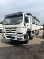 China Shock-Absorbing Seats SINOTRUK Fence Truck Diesel 460HP 6 Cylinders 8x4 9.5m Air Conditioning for sale