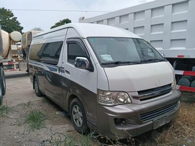 China 11 Seats Gasoline Used Hiace Bus 2nd Hand Mini Bus 2018 Year Jiu long Hiace Bus for sale