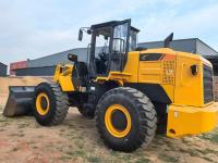 China Used Chinese brand loader 5 tons in excellent condition  load capacity  rated power 162 kW for construction for sale