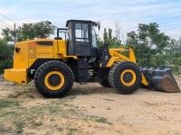 China Used Chinese brand loader 5 tons in excellent condition  load capacity  rated power 162 kW for construction for sale