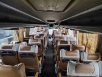 China Kinglong RHD Deisel Engine 53 Seats 233kw Used Coach Bus With AC Double Doors for sale
