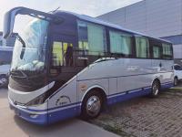 China Second Hand Buses Yutong ZK6907 Luxury Coach Gasoline Engine China Electric Bus With TV for sale