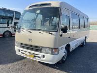 China 3TR Left Hand Drive Coaster Bus 3935mm Wheelbase Toyota Gasoline Coaster Bus for sale