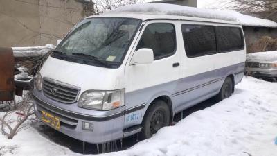 China Toyota Brand Used Hiace Mini Bus 11 seats bus Gasoline for sale