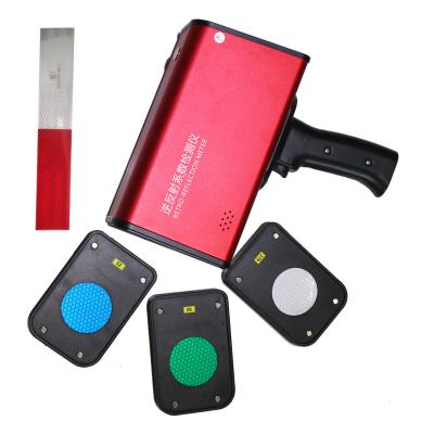 China Touch Screen Sign Retroreflectometer with Handwriting Input 0.2° Observation Angle 32mm Spot for sale