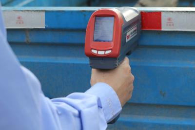 China Yellow Grey Reflective Logo Retroreflectometer for Road Markings - 0.2° Observation Angle, 2000mAh Battery for sale