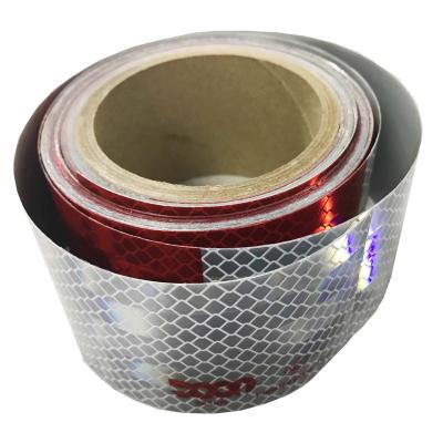 China Imported Ink Red and White Reflective Tape 0.05×50m High Brightness Safety Marking for sale