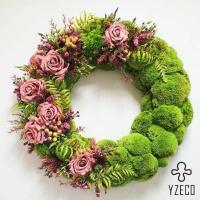 China Customized Size Natural Green Preserved Moss Garland Hanging Wreath for Home Decoration for sale