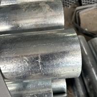 China Hot Dipped Galvanized Gi Round Steel Pipes For Borewell 2m 2 Inch for sale