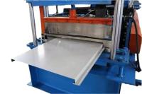 China Metal Wall And Soffit Profile Roll Forming Machine For Smooth And Beautiful Final Products for sale