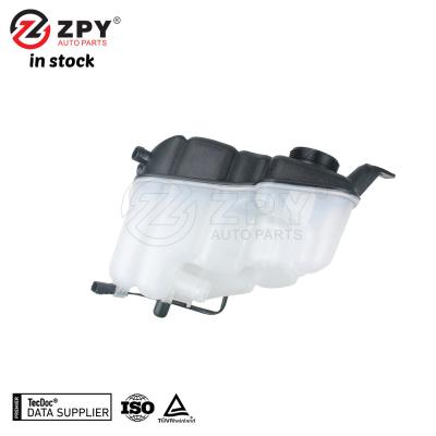 China Engine Coolant Reservoir Applicable To Land Rover LR2 LR004080 for sale