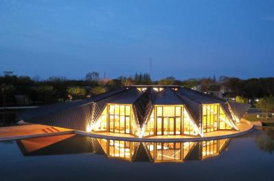 China Industrial Steel Commercial Buildings Multifunctional Prefab Engineering for sale