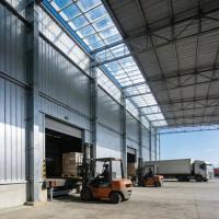China Q355B Steel Frame Prefabricated Steel Building with 50-Year Durability and Seismic Resistance for sale