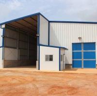 China Relocatable Prefab warehouse r Building with 50-Year Service Life, Earthquake Resistant Design, and Fast Installation for Construction Camps for sale